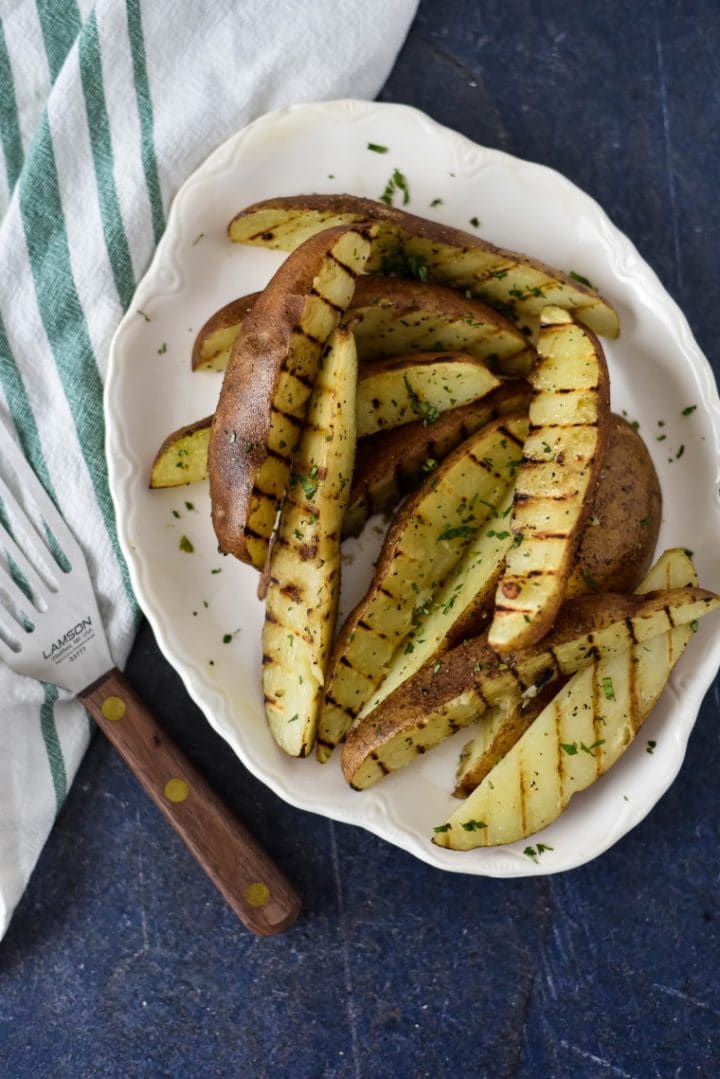 Easy Seasoned Grilled Potato Wedges - The Gingered Whisk