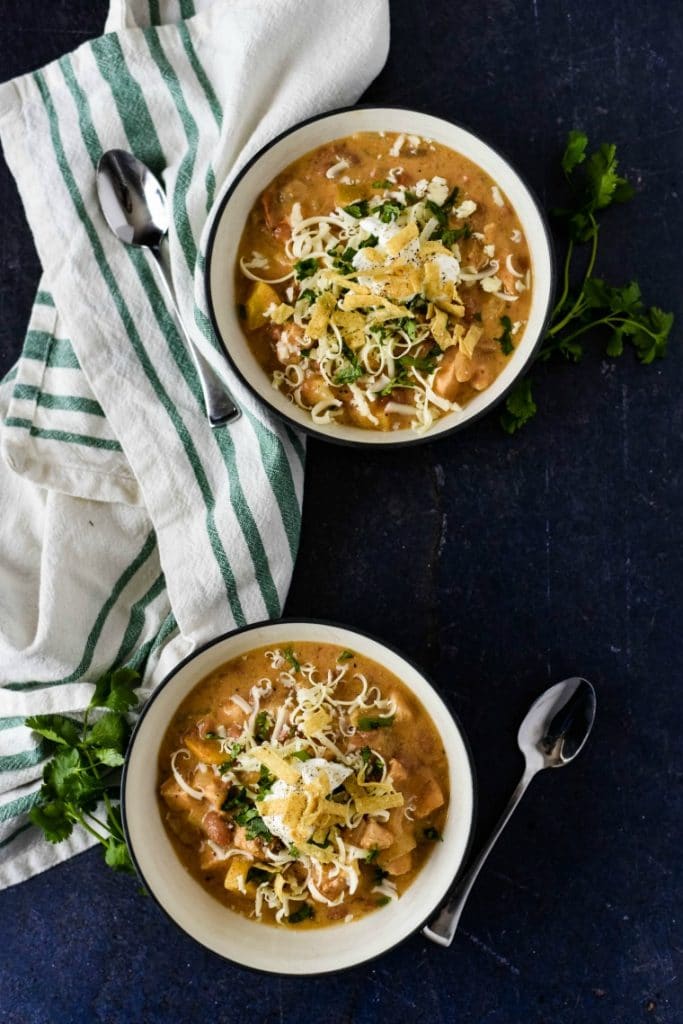 Easy Chicken Chili with Apples - The Gingered Whisk