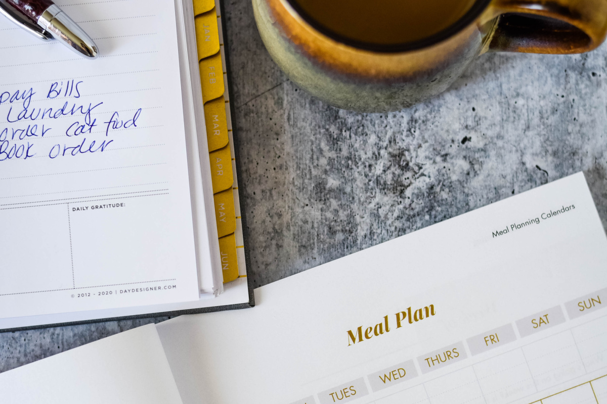 How To Meal Plan To Fit Your Life - The Gingered Whisk