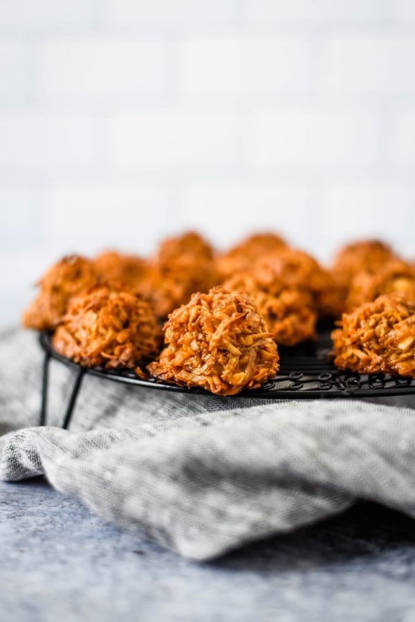 Easy Cocadas Recipe - Mexican Coconut Candies