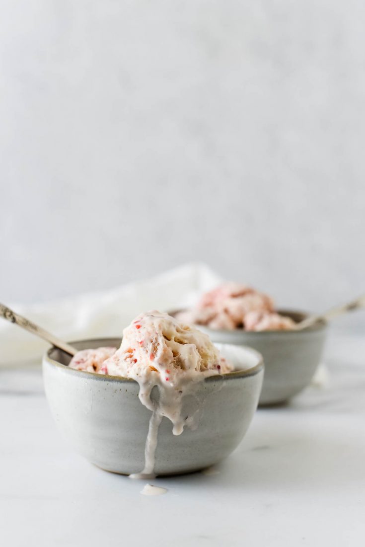 No Churn Strawberry Ice Cream - The Gingered Whisk