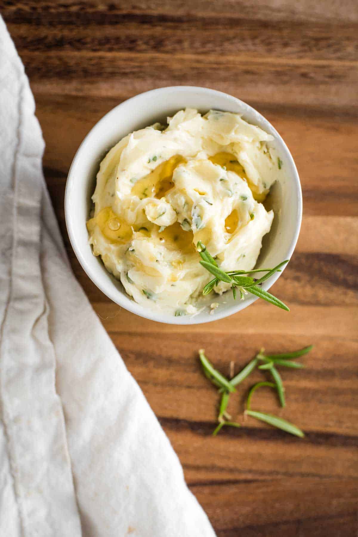 Rosemary Whipped Honey Butter - The Gingered Whisk